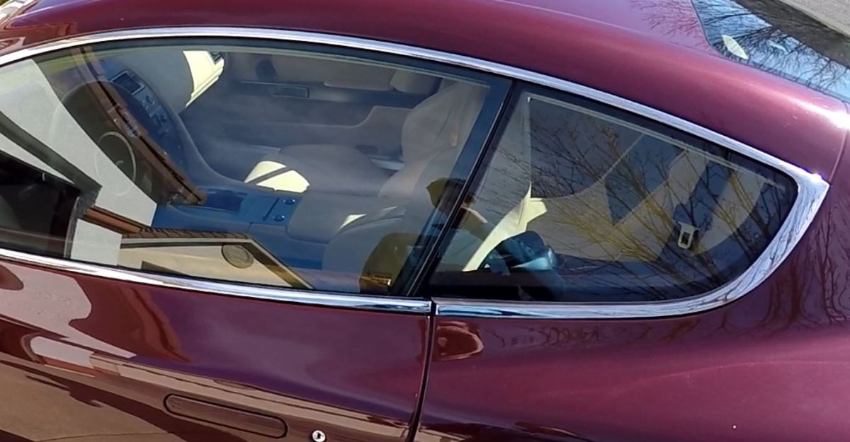 Power Window Not Working in an Aston Martin DB9 – Aston 1936