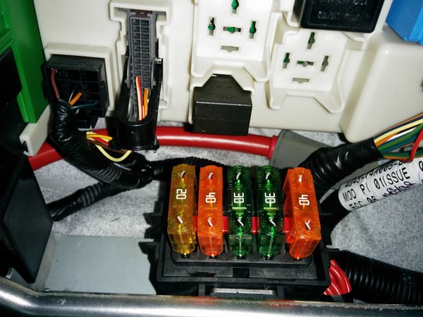 Accessing the Cabin Fuse Box on an Aston Martin DB9 – Aston 1936