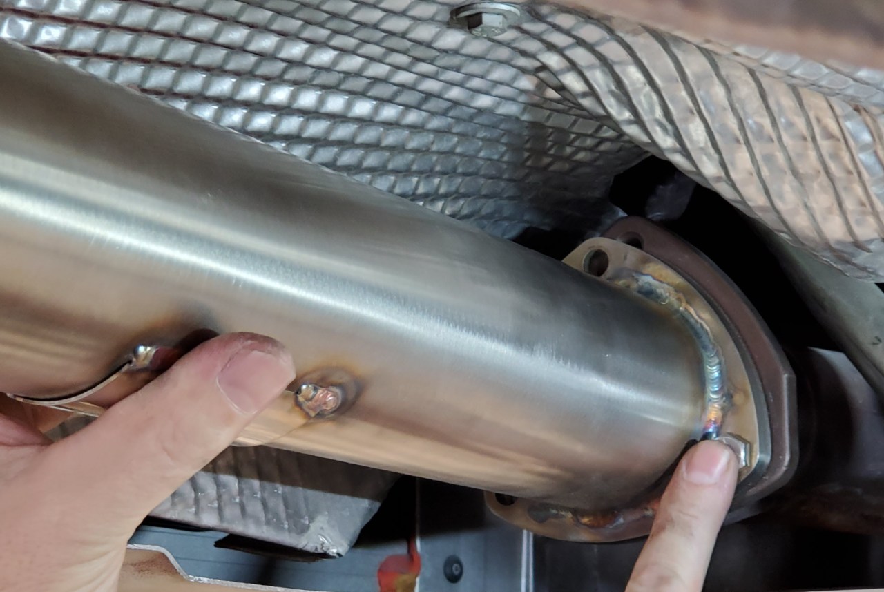 Installing a Velocity AP Secondary CAT Delete Kit in an Aston Martin ...