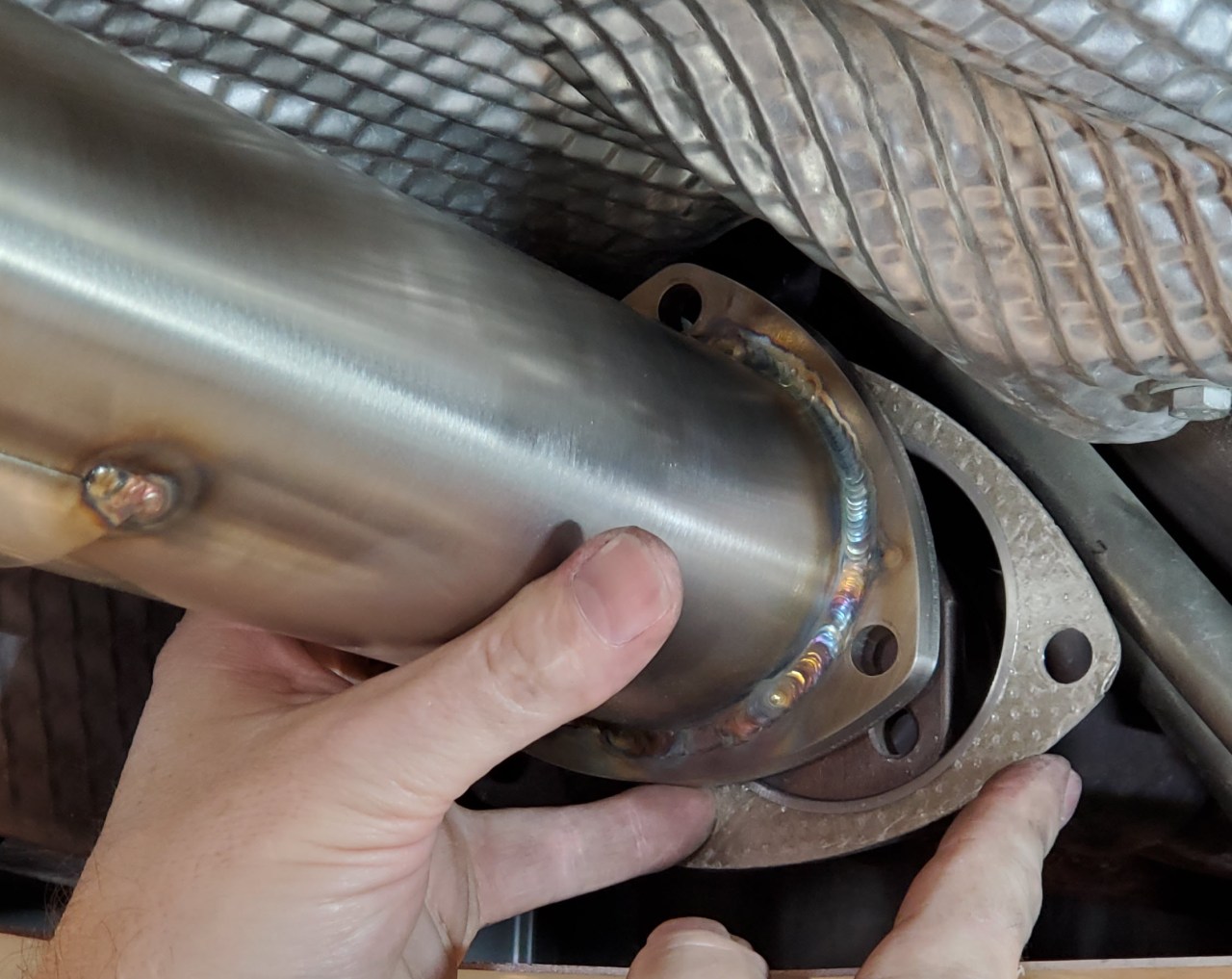 Installing a Velocity AP Secondary CAT Delete Kit in an Aston Martin ...