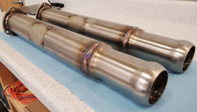 Installing a Velocity AP Secondary CAT Delete Kit in an Aston Martin ...